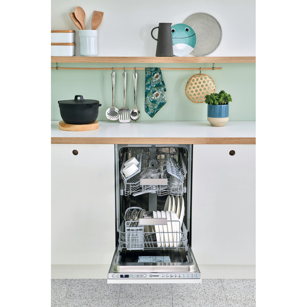 Vollintegrierbarer Geschirrspüler Indesit DSIO 3T224 CE | Indesit AT