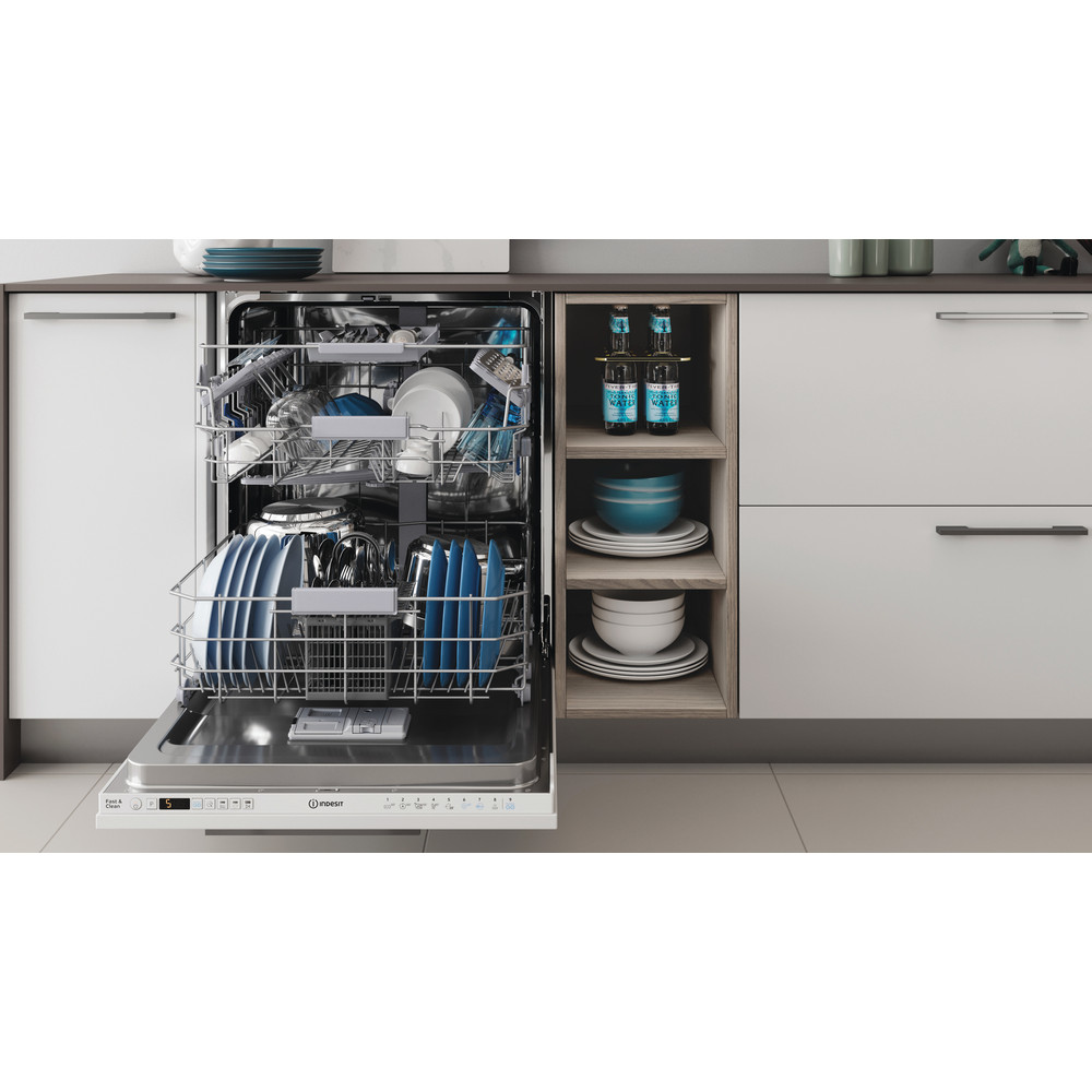 Vollintegrierbarer Geschirrspüler Indesit DIO 3C24 AC E | Indesit AT